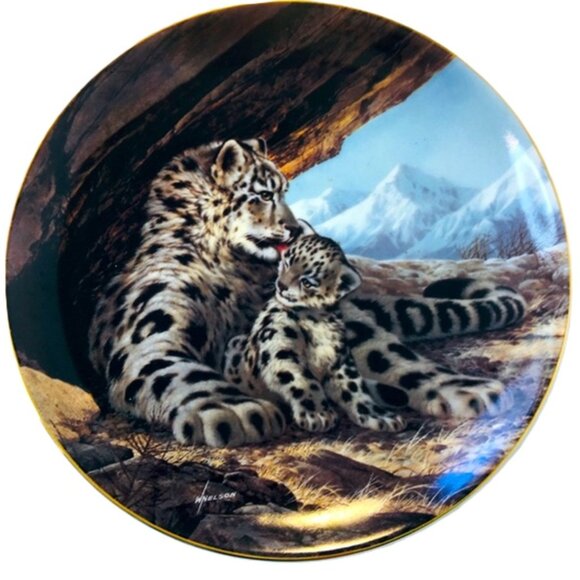 WS George | Accents | Snow Leopard Endangered Species Vintage Plate 989 ...